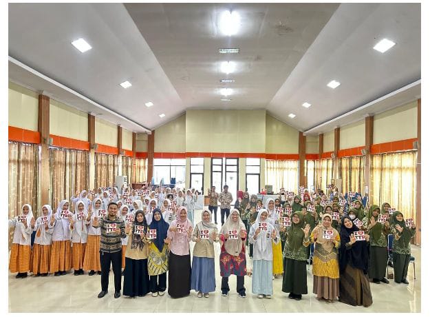 KEGIATAN EVALUASI DATA KEPEGAWAIAN MELALUI APLIKASI SIMASN - PPID ...