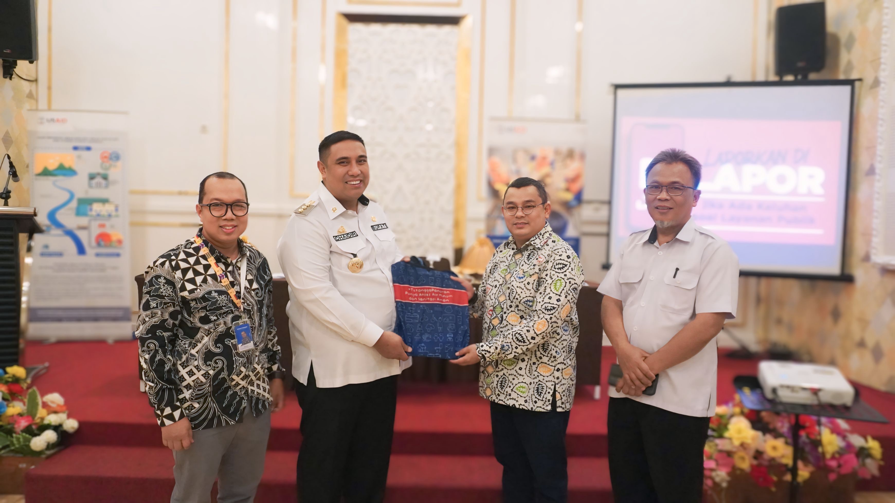 Tingkatkan Layanan Pengaduan Masyarakat Melalui SP4N Lapor!, Pemkab Maros Bersama USAID IUWASH ...